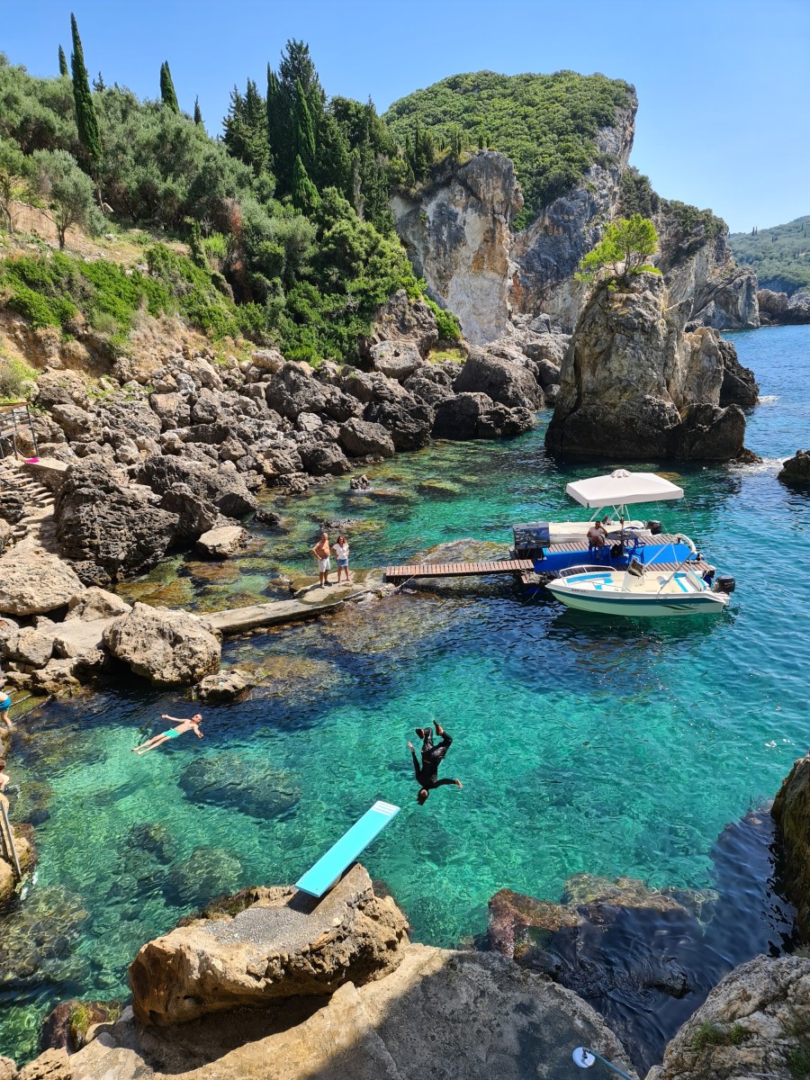 la grotta – corfu – lunchtimetequila